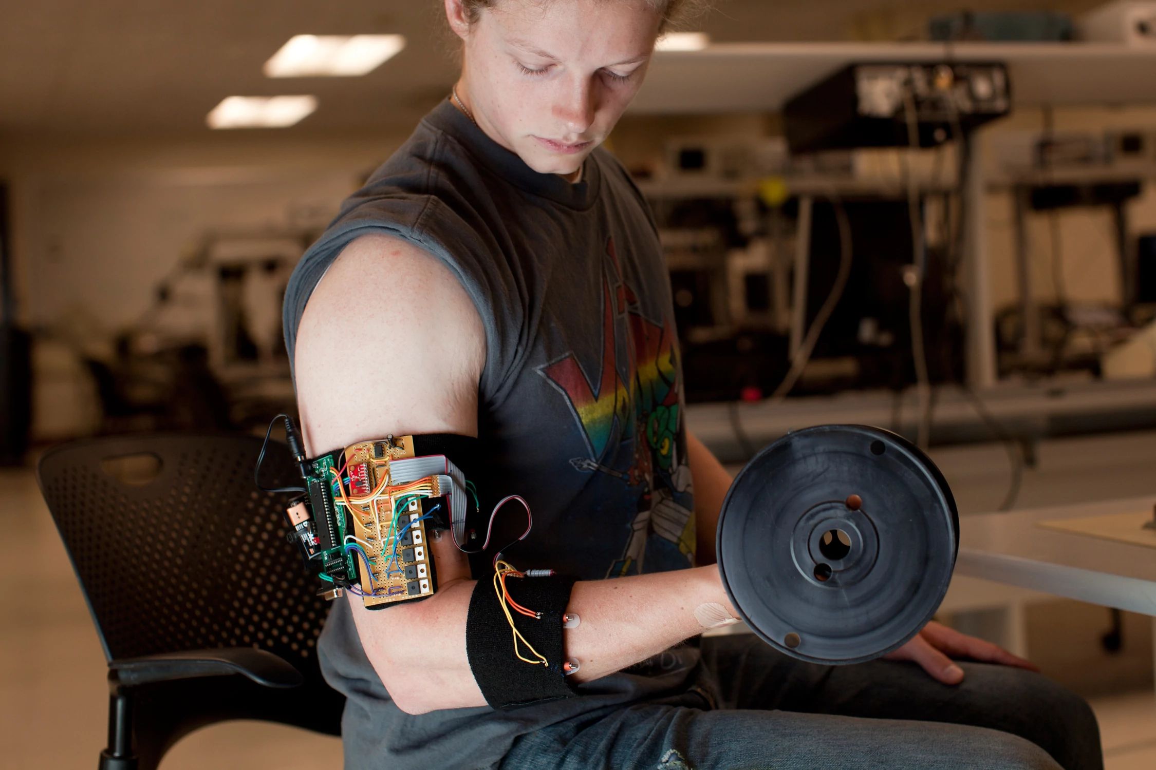 School of Electrical and Computer Engineering - Cornell Engineering ...